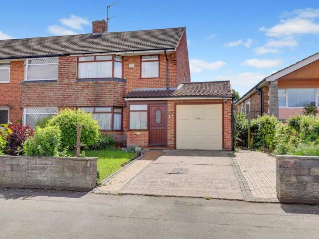 3 bedroom semi detached house for sale