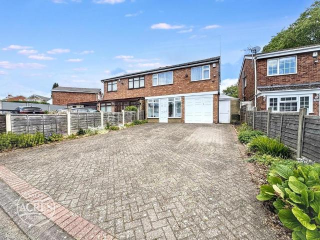 3 bedroom semi detached house for sale