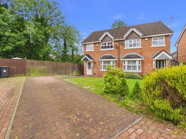 3 bedroom semi detached house for sale