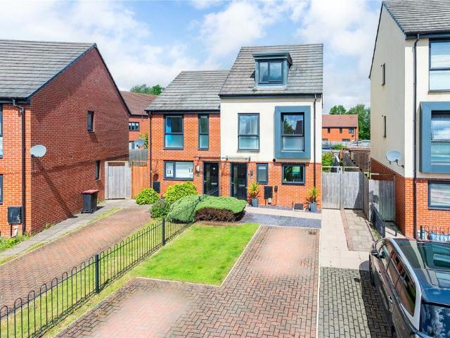 3 bedroom semi detached house for sale