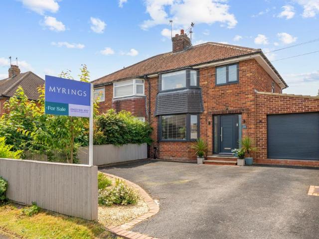 3 bedroom semi detached house for sale