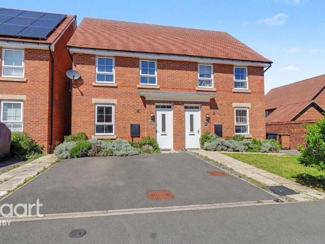 3 bedroom semi detached house for sale
