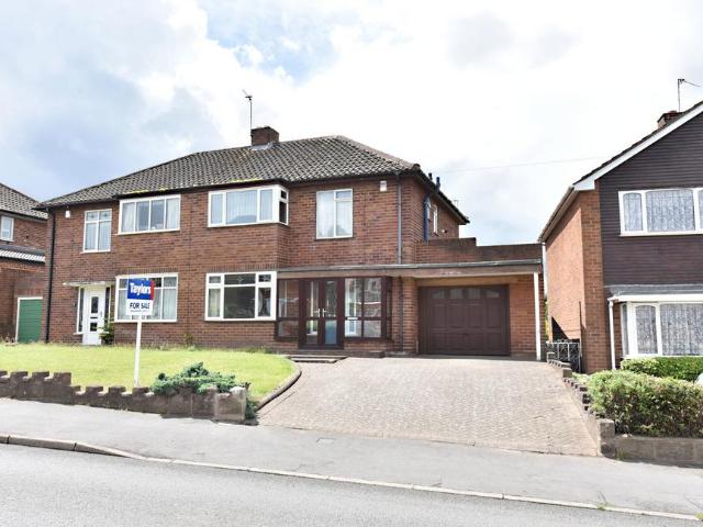 3 bedroom semi detached house for sale