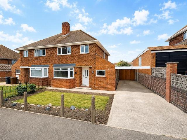 3 bedroom semi detached house for sale