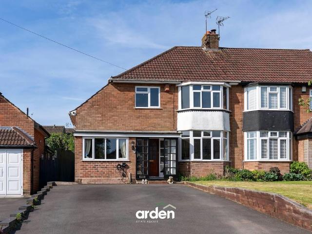 3 bedroom semi detached house for sale