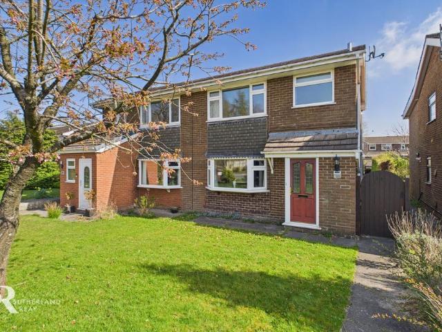 3 bedroom semi detached house for sale