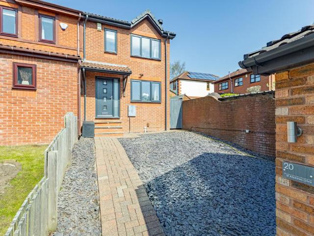 3 bedroom semi detached house for sale
