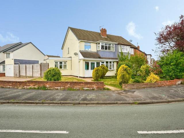 3 bedroom semi detached house for sale