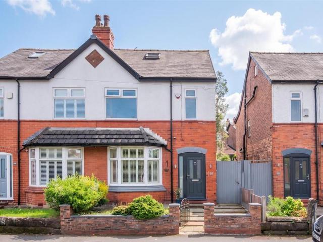 3 bedroom semi detached house for sale