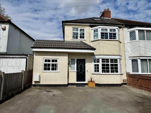 3 bedroom semi detached house for sale