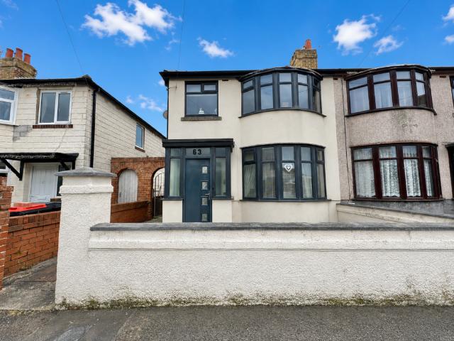 3 bedroom semi detached house for sale