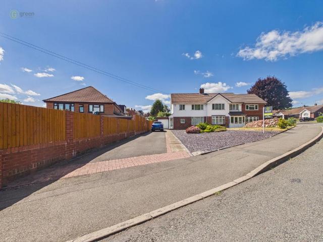 3 bedroom semi detached house for sale
