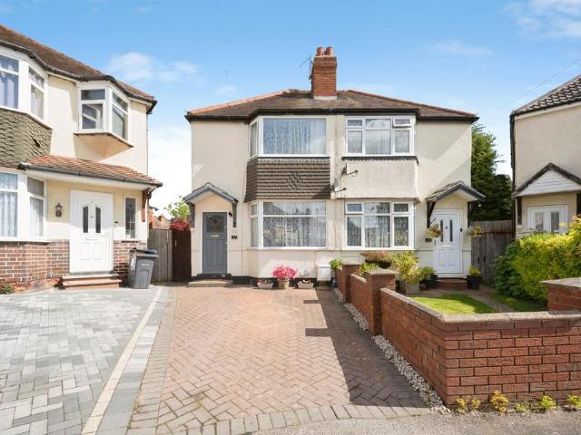 3 bedroom semi detached house for sale