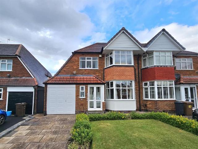 3 bedroom semi detached house for sale