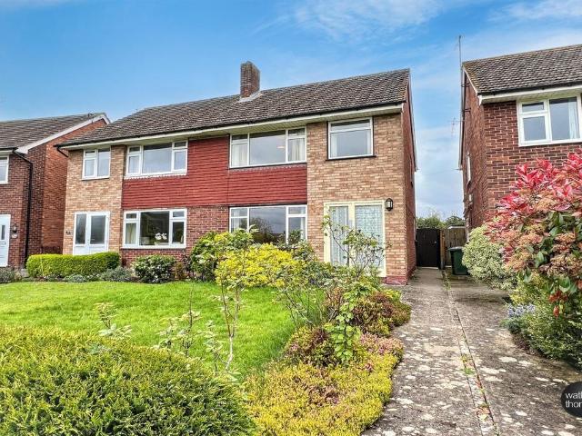 3 bedroom semi detached house for sale