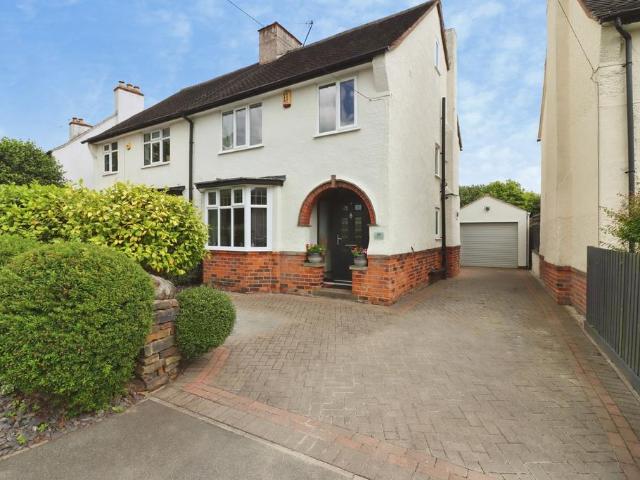 3 bedroom semi detached house for sale