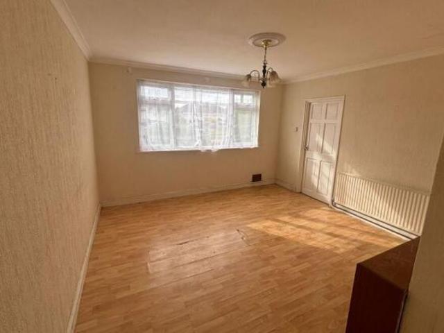 3 bedroom semi detached house for sale in 61 Leechcroft Avenue, Swanley, Kent, BR8 8AP, BR8