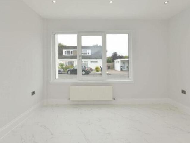 3 bedroom semi detached house for sale in 82 North Gyle Loan, Edinburgh, EH12 8LD, EH12