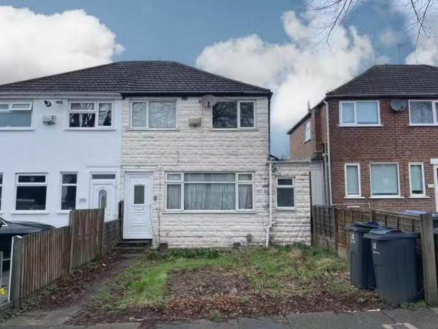 3 bedroom semi detached house for sale in 113 Tresham Road, Bi.