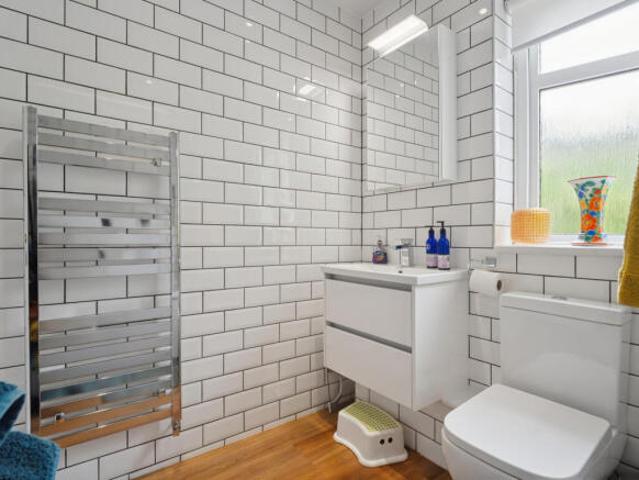 3 bedroom semi detached house for sale in 18 Speirs Road, Bearsden, G61 2LU, G61