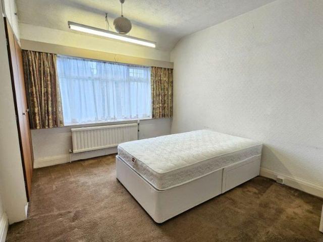 3 bedroom semi detached house for sale in 27 Towncroft Lane, Bolton, BL1 5EN, BL1