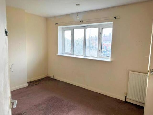 3 bedroom semi detached house for sale in 25th Avenue, Hull, HU6