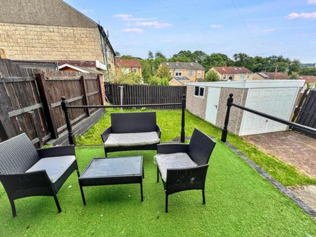 3 bedroom semi detached house for sale in Tanera Avenue, Glasgow, City, G44