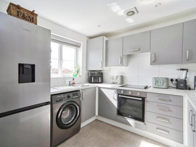 3 bedroom semi detached house for sale in Tempest Square, BRADFORD, BD4