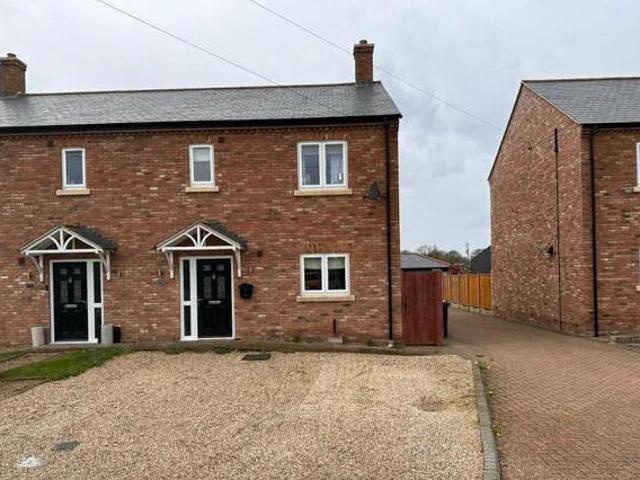 3 Bedroom Semi detached House For Sale In Tempsford Road, Sandy