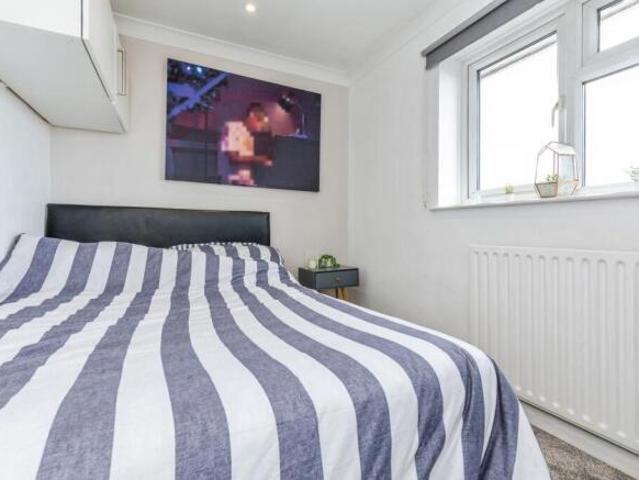 3 bedroom semi detached house for sale in Tern Crescent, Rochester, ME2