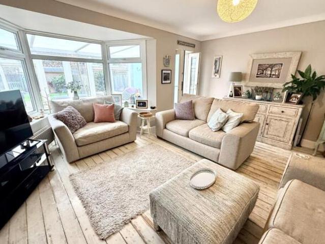 3 bedroom semi detached house for sale in Terringes Avenue, Worthing, West Sussex, BN13 1JQ, BN13