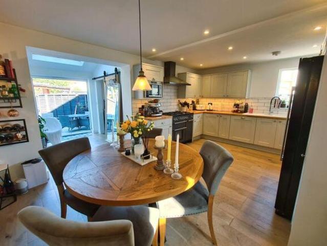 3 bedroom semi detached house for sale in Testwood Lane, Totton, SO40 3BG, SO40