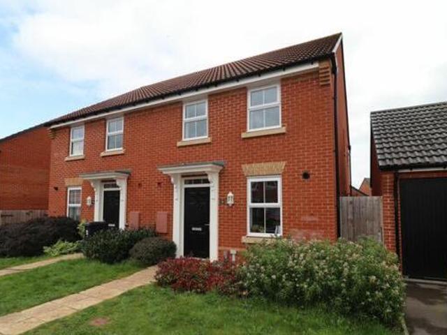 3 Bedroom Semi detached House For Sale In Thornbury