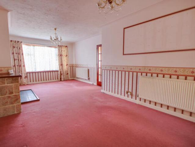 3 bedroom semi detached house for sale in Thornhill! No Forward Chain! Extended! South westerly Aspect Garden!,SO19