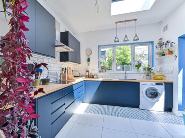 3 bedroom semi detached house for sale in Thornsbeach Road, Catford, London, SE6