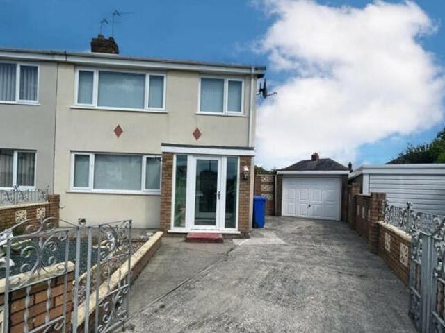 3 Bedroom Semi detached House For Sale In Thornton