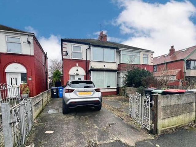 3 Bedroom Semi detached House For Sale In Thornton