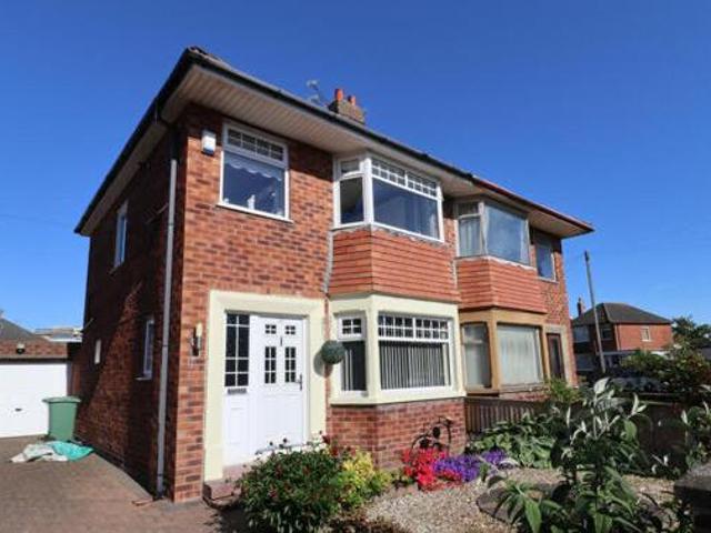 3 Bedroom Semi detached House For Sale In Thornton