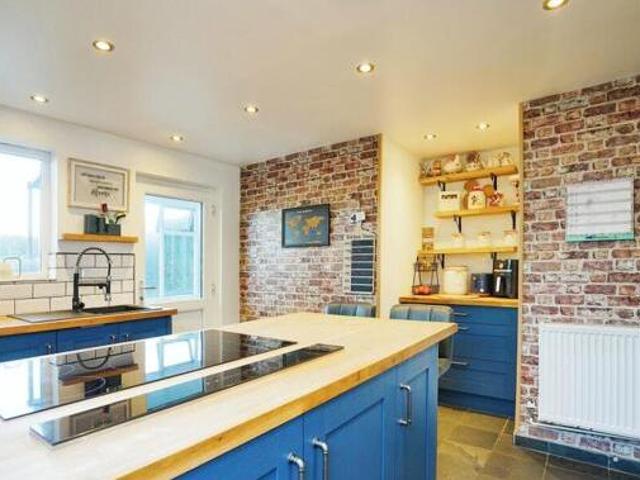3 Bedroom Semi detached House For Sale In Thornton