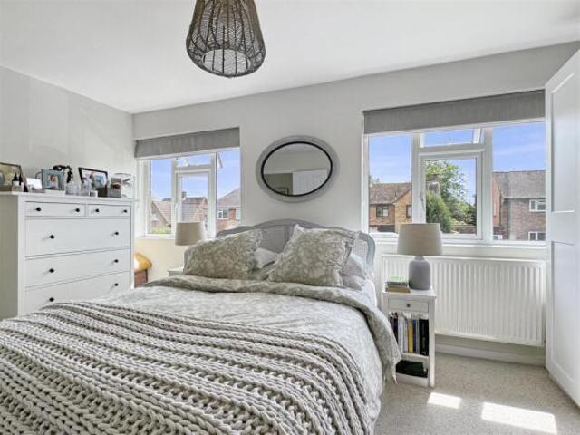 3 bedroom semi detached house for sale in Thornton Way, Girton, CB3