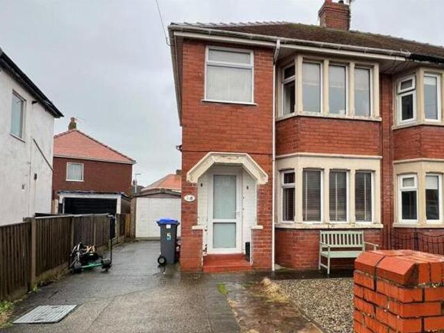 3 Bedroom Semi detached House For Sale In Thornton cleveleys, Lancashire