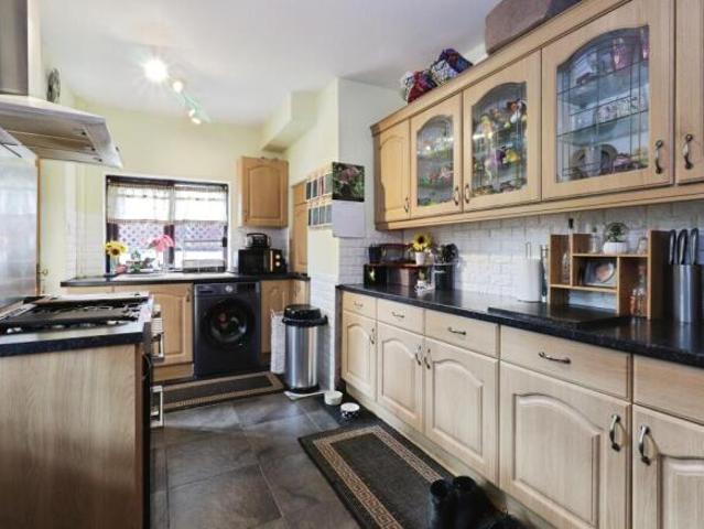 3 bedroom semi detached house for sale in Thorpe House Avenue, Sheffield, S8