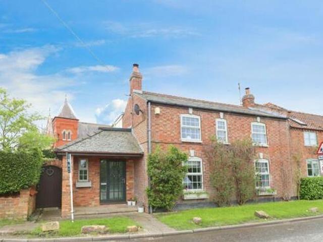 3 Bedroom Semi detached House For Sale In Thorpe On The Hill