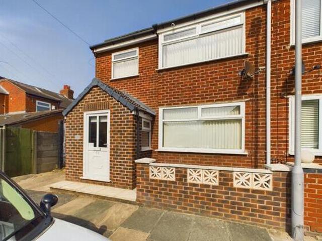 3 Bedroom Semi detached House For Sale In Thatto Heath