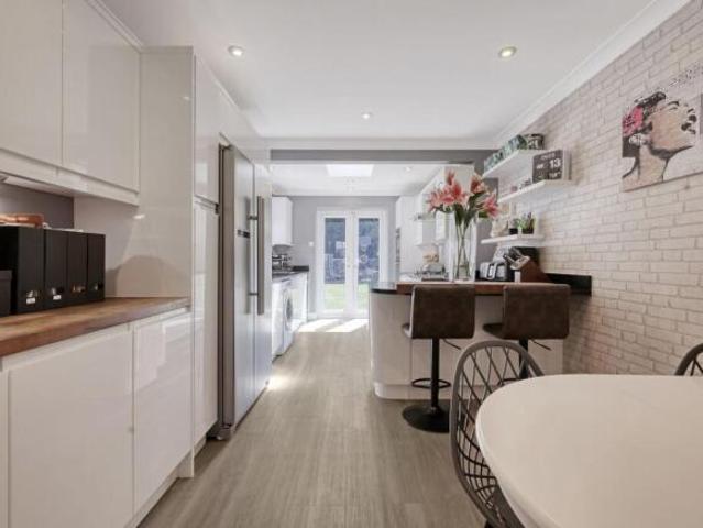 3 bedroom semi detached house for sale in The Coverts, Hutton, CM13