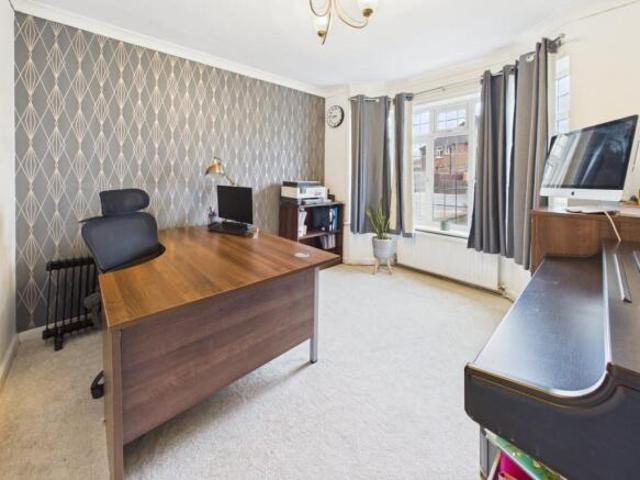 3 bedroom semi detached house for sale in The Glen, Langley, Berkshire, SL3