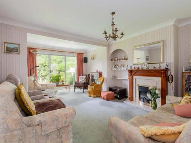 3 bedroom semi detached house for sale in The Glen, Langley, SL3