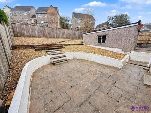 3 bedroom semi detached house for sale in The Dell, Plympton, PL7