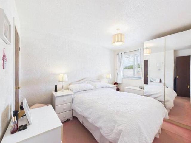 3 bedroom semi detached house for sale in The Fairway, Worcester, Worcestershire, WR4