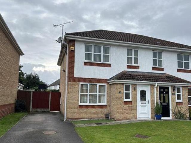 3 Bedroom Semi detached House For Sale In The Fairways